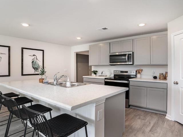 62 Ashworth Drive