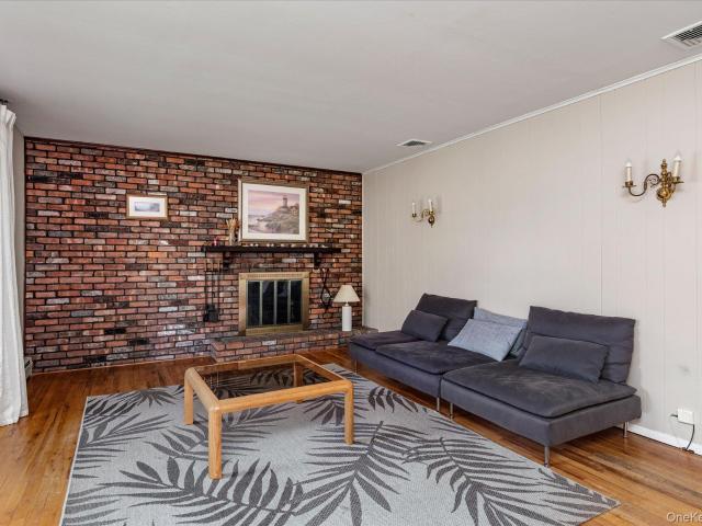 62 Aspen Lane