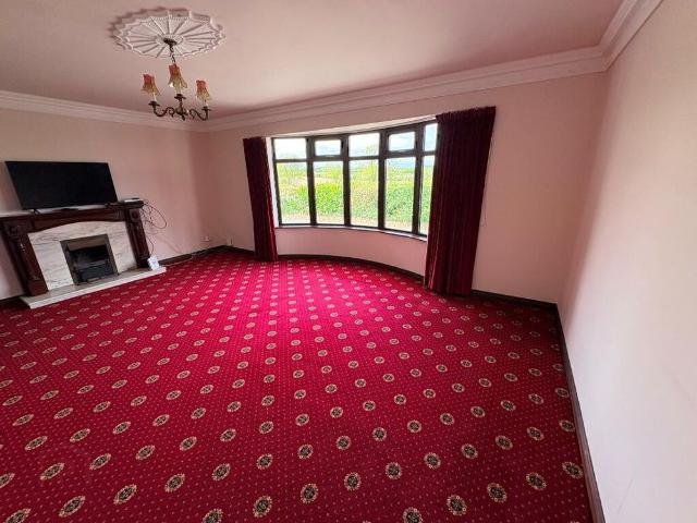 62 Ballysallagh Road, Downpatrick, BT30 7EH