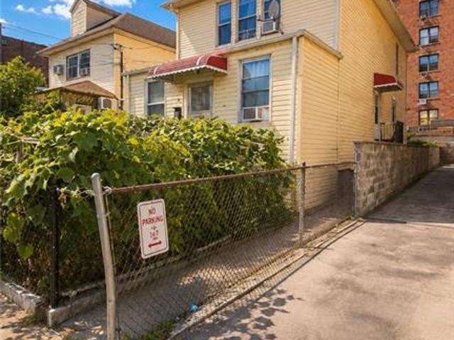 62 Bay 35th Street