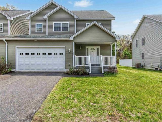 62 Bay Hollow Ln, Colchester, VT 05446