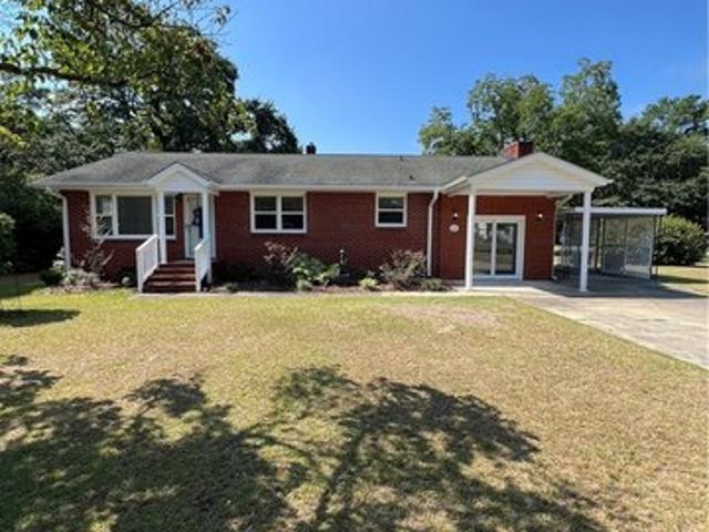 62 Boone Rd, Lumberton, NC 28360