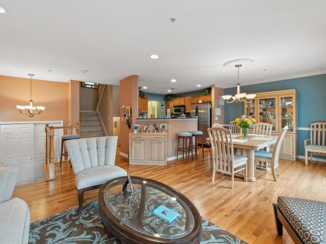 62 Boatworks Dr