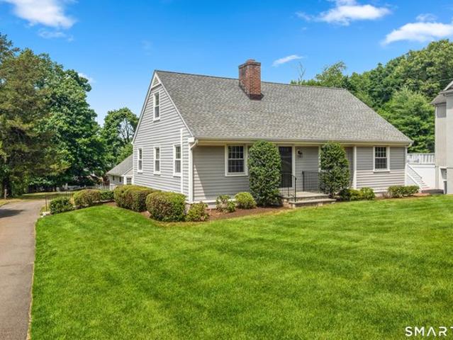 62 Camp Ave, Darien, CT 06820