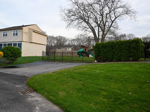 62 Canonchet Trail