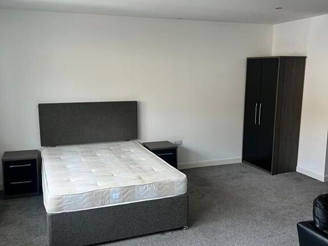 62 Donegal Quay, Belfast, BT1 3AT