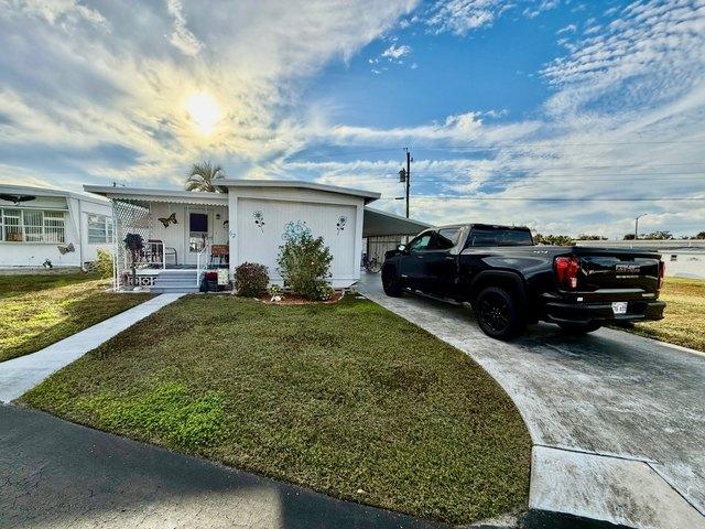 62 E Imperial Dr, Lakeland, FL 33815