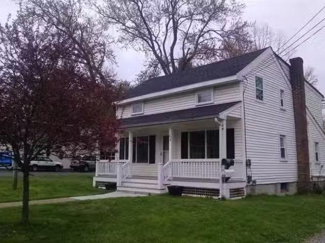 62 east market street, Red Hook, NY 12571