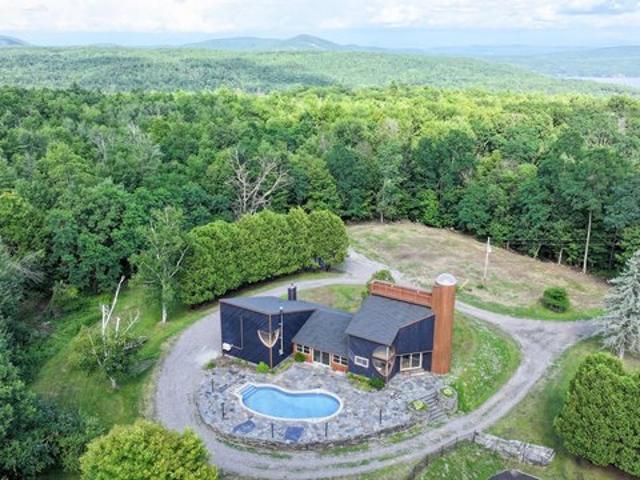62 Fitzgerald Rd, Hague, NY 12836