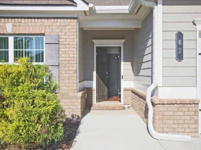 62 Flower Petal Way