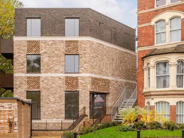 62 Goodrich Road, London, SE22 0DY, United Kingdom | 2 bed apartment for rent #136604157 | Rentberry