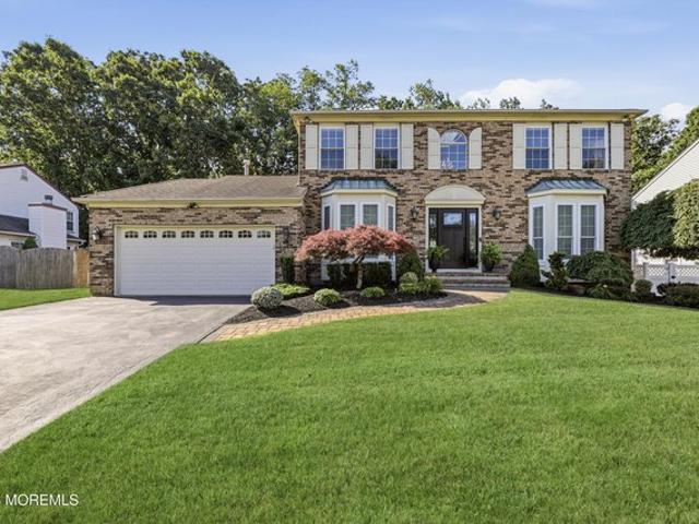 62 Heritage Dr, Howell, NJ 07731