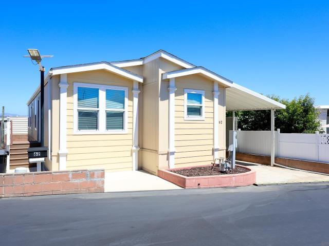 62 hummingbird Ln