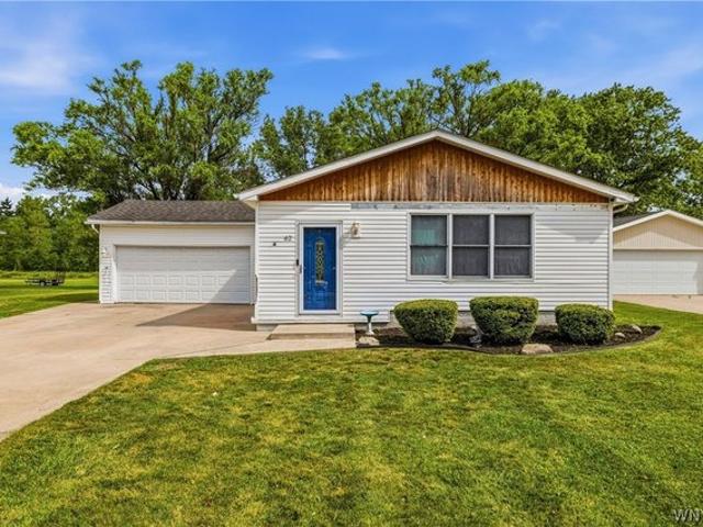 62 Joel Dr, Depew, NY 14043