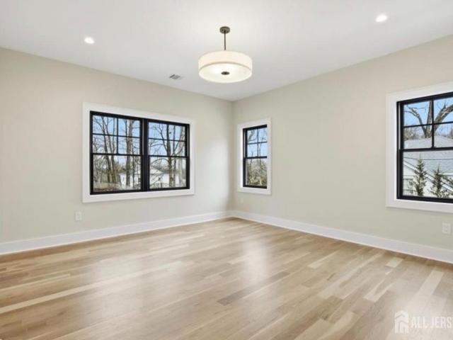 62 Laura Ave, Edison, NJ 08820 | MLS #2617 R