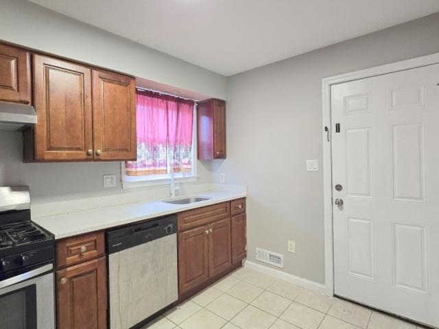 62 Mercer Ave