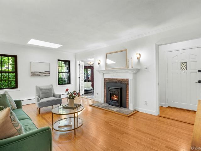 62 Myrtle Boulevard