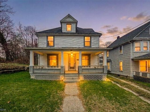62 N Balch St, Akron, OH 44303