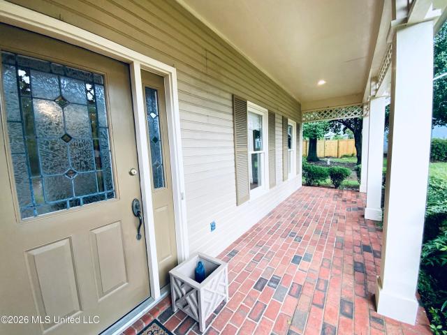 62 N Crownpointe Drive
