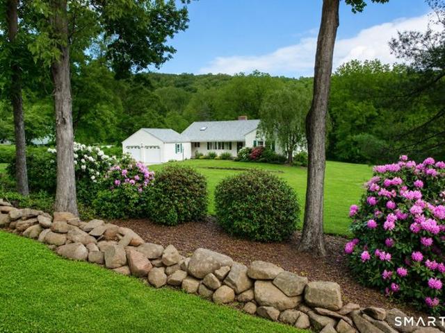 62 Newgate Rd, East Granby, CT 06026