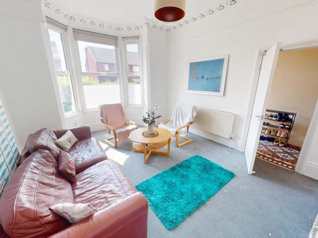 62 Noel Street 5 bed semi detached house to rent £2,600 pcm £600 pw