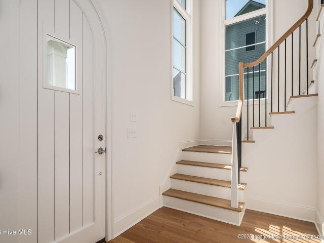 62 Pine Tree Point