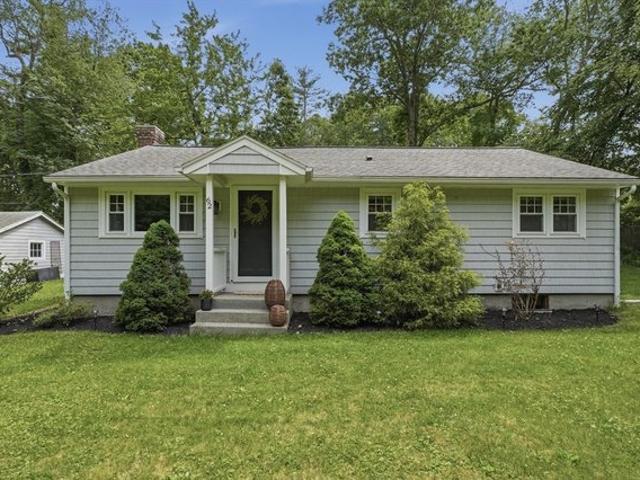 62 Putnam Rd, Holden, MA 01520