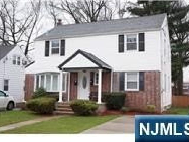 62 Reid Ave, Bergenfield, NJ 07621