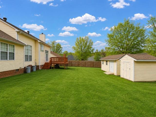 62 River Chase Dr