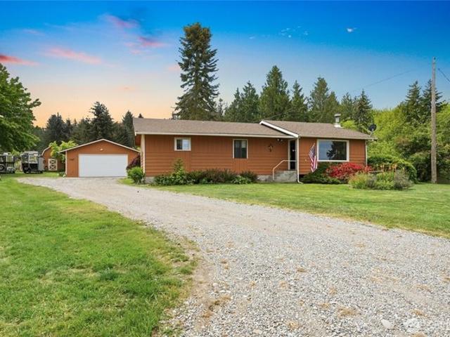 62 Roupe Rd, Sequim, WA 98382