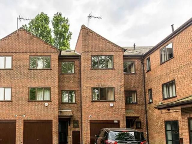 62 St. Helen's Gardens, London, W10 6LH, United Kingdom | 4 bed house for rent #137559443 | Rentberry