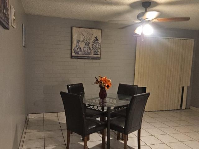 62nd Glendale pool house