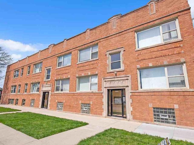 62th/California Studio Apartment for Rent at 6155 S California Ave, Chicago, IL 60629 Chicago Lawn