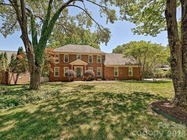 6304 Dovefield Rd, Charlotte, NC 28277