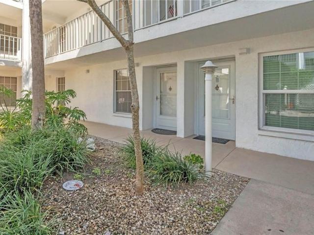 6304 Pointe West Blvd Apt 107, Bradenton, FL 34209