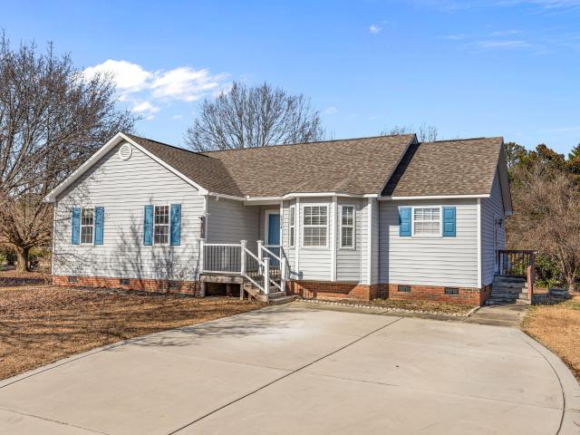 6304 Walnut Glen Dr, Willow Spring, NC 27592 | MLS #10140 | Compass