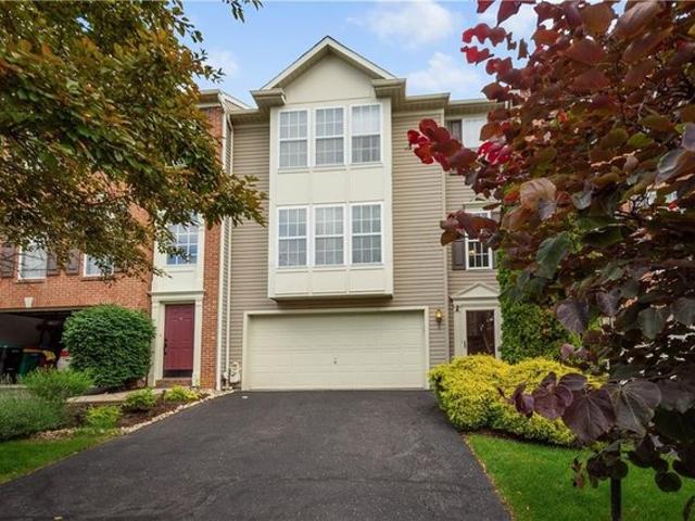 6305 Oyster Bay Ct, Bridgeville, PA 15017