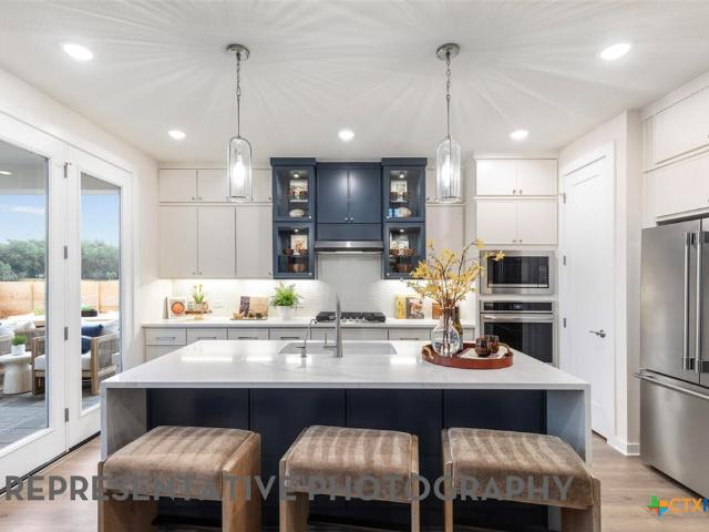 6305 Comanche Moon Trl, Austin, TX 78747 | MLS #611149 | Compass