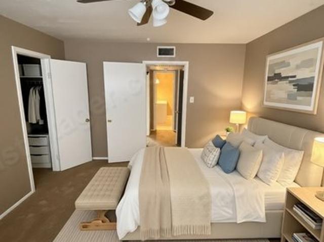 6305 Westward St Apt 194, Houston, TX 77081