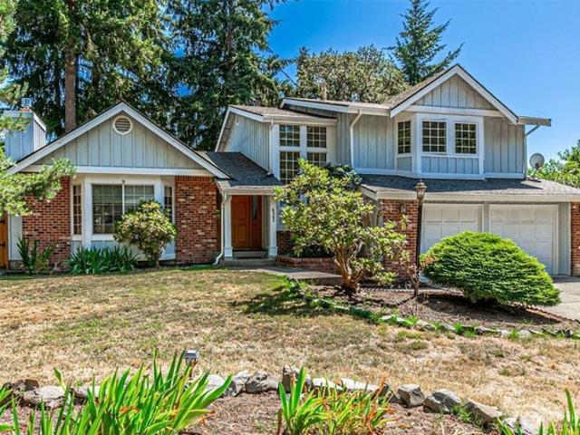 6305 75th Avenue Ct W, University Place, WA 98467