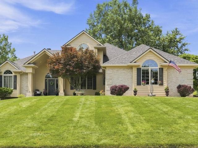 6306 Beaver Creek Ct, Fort Wayne, IN 46814