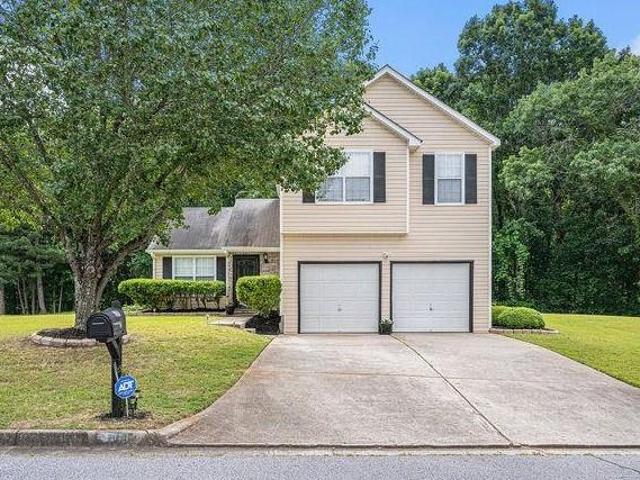 6306 Crooked Creek Dr Rex, GA 30273