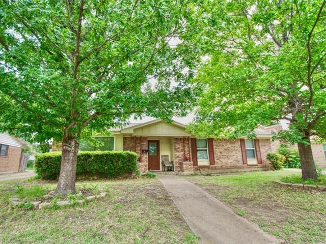 6306 Landmark Dr, Waco, TX 76710