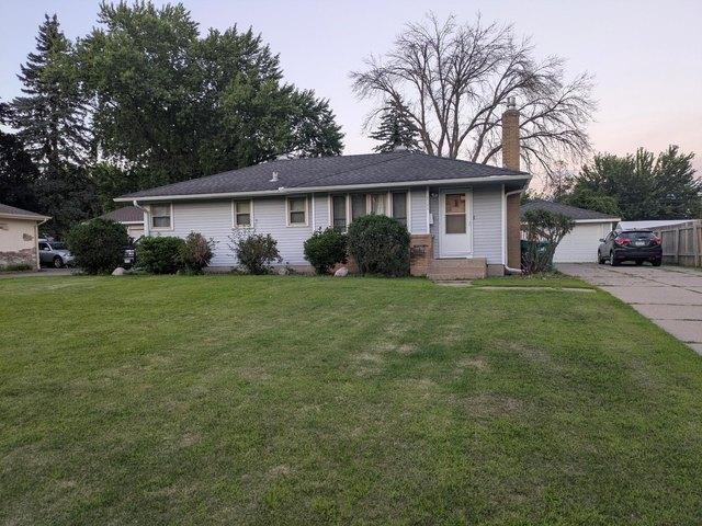 6306 Lee Ave N, Brooklyn Center, MN 55429