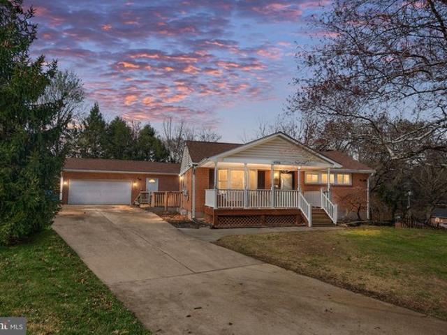 6306 Tracey Ct, Alexandria, VA 22310