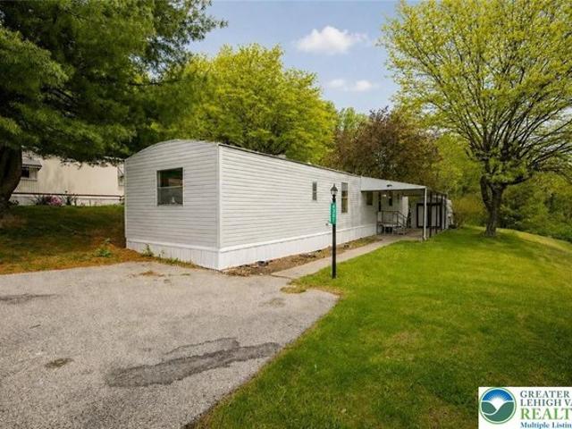 6307 Nisbet Ct Unit 1, Slatington, PA 18080