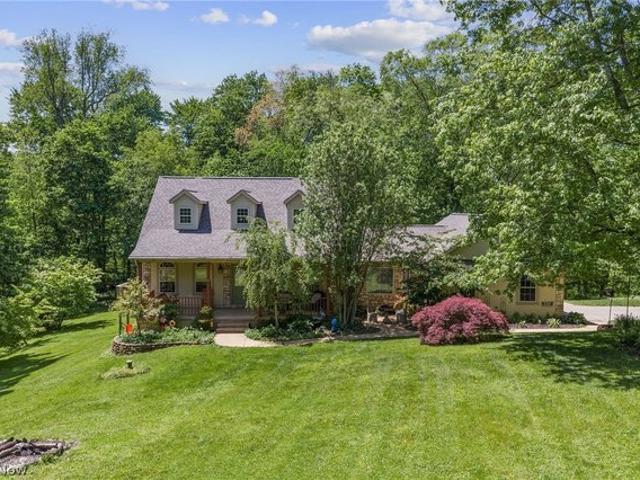 6308 Manchester Rd, New Franklin, OH 44216