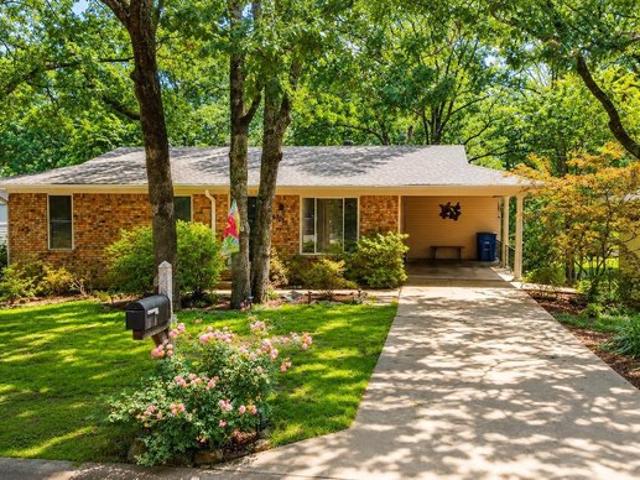 6308 Tall Chief Dr, North Little Rock, AR 72116