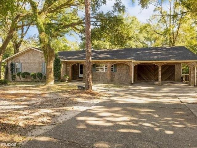 6308 Vicksburg Dr, Pensacola, FL 32503
