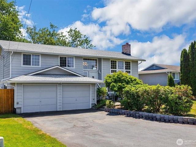 6308 98th Pl NE, Marysville, WA 98270